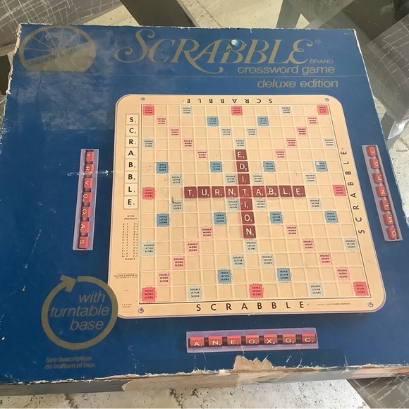 Games | Vintage Scrabble Deluxe Edition Turntable Board Game 1977 With ...